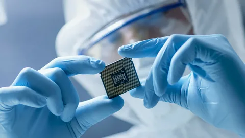 Semiconductor Applications in Healthcare Market to 2030